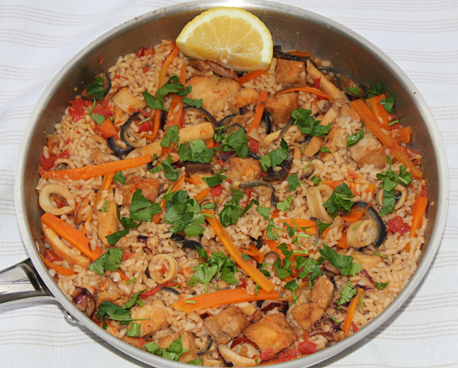 Authentic Seafood Rice Recipe (Easy One-Pan Meal) - Tasty Recipes and ...